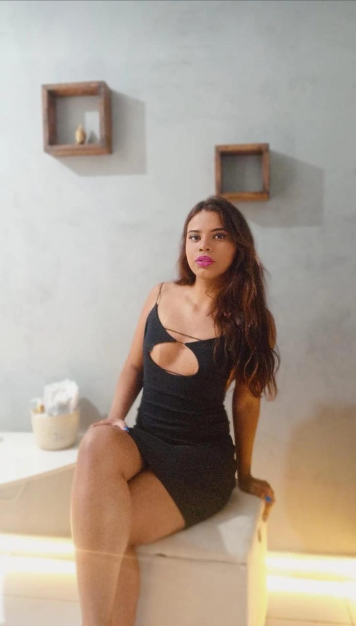 Karina Tr_@n_s - Massagem Tântrica , Relaxante , Nuru Em Copacabana Rio Zen Massagens